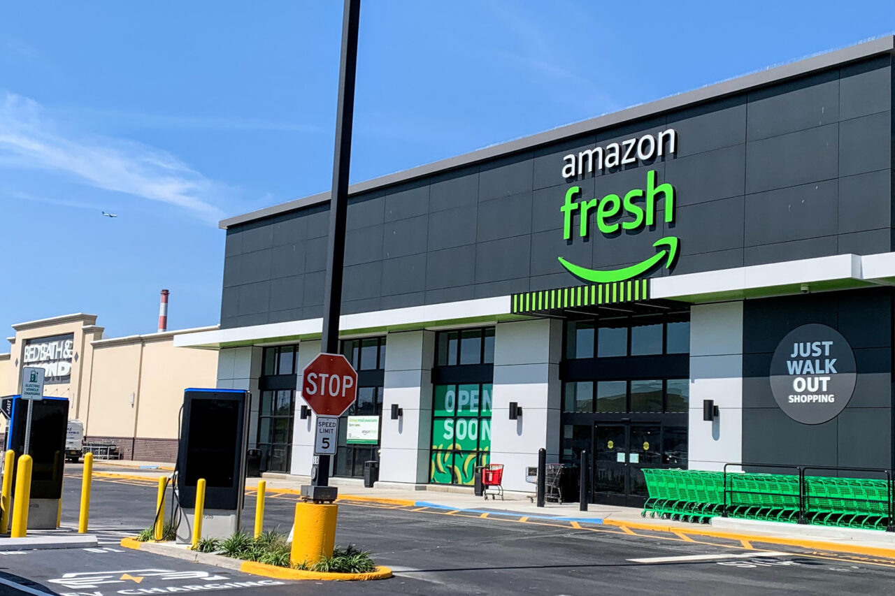 Amazon Closing Fresh and Go Formats to Focus on Whole Foods, Delivery ...