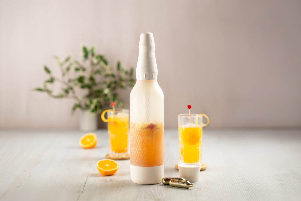 iSi Debuts 'Twist'n Sparkle Virtuoso' for Consumers Leading Bubbly ...